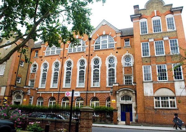 About Ashbourne College